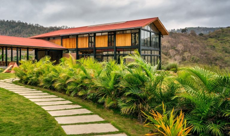 Ministra Machuca visita la provincia de Manabí y reconoce el aporte de ...