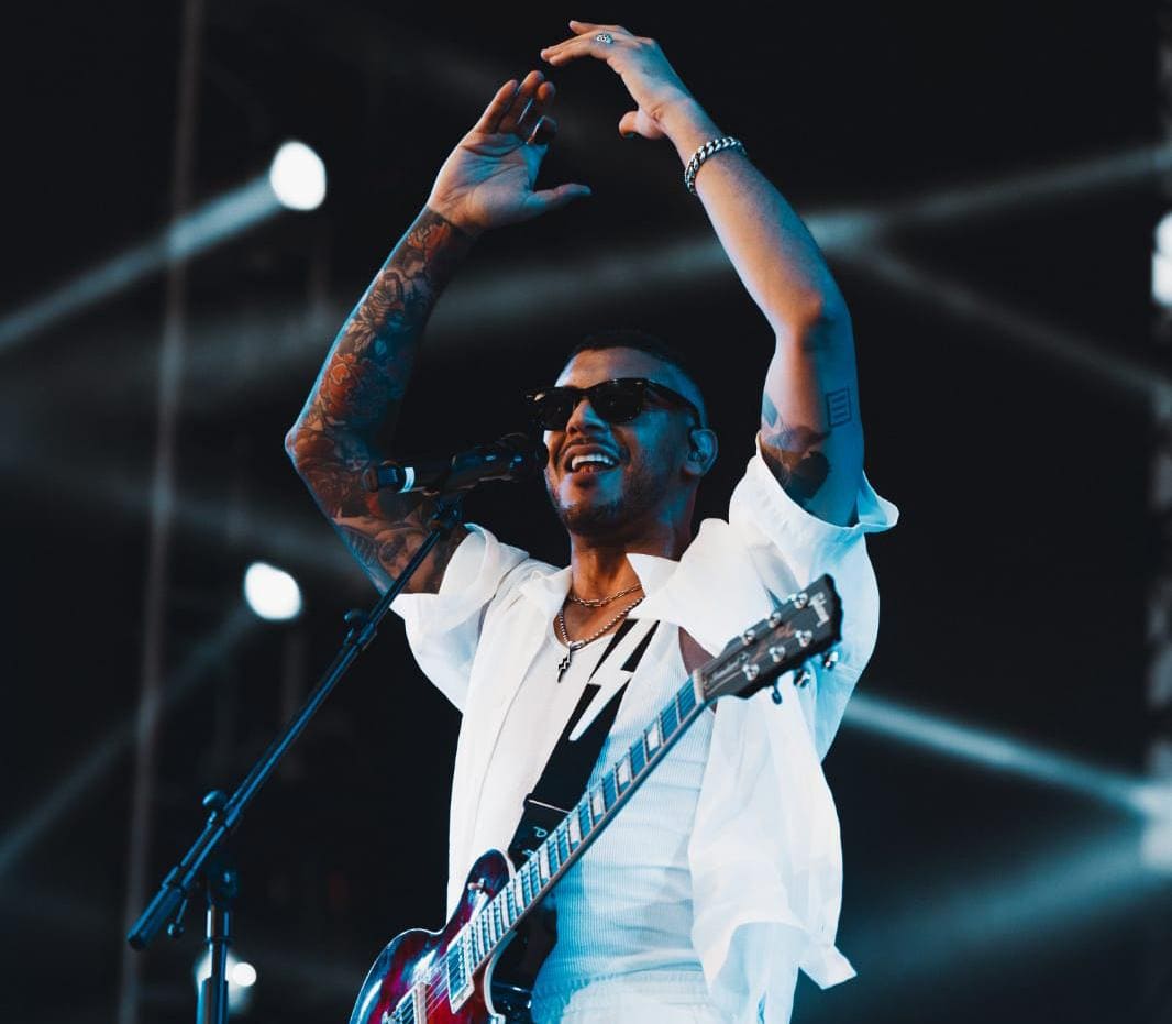 Manuel Medrano se presentó ante más de 20 mil personas en Ecuador – QUE ...