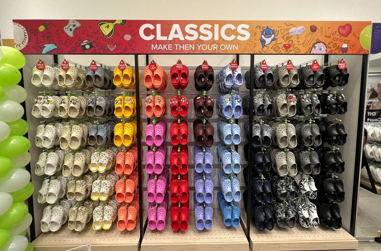 Crocs festejó 21 años la fidelidad de sus fans con el denominado ...