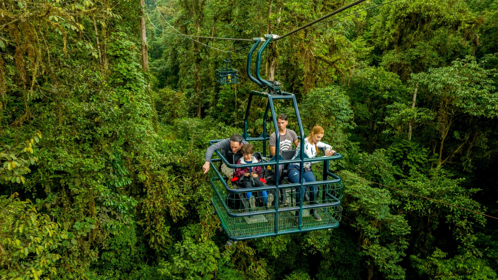 Descubre la Magia de Mashpi Lodge: Aventura para Todos en el Chocó ...